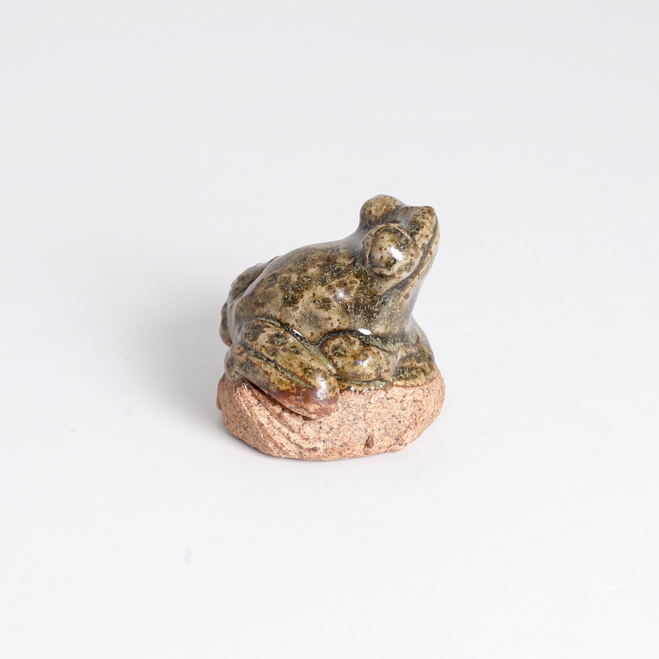 Small Frog Sculpture – Alberta Craft Council